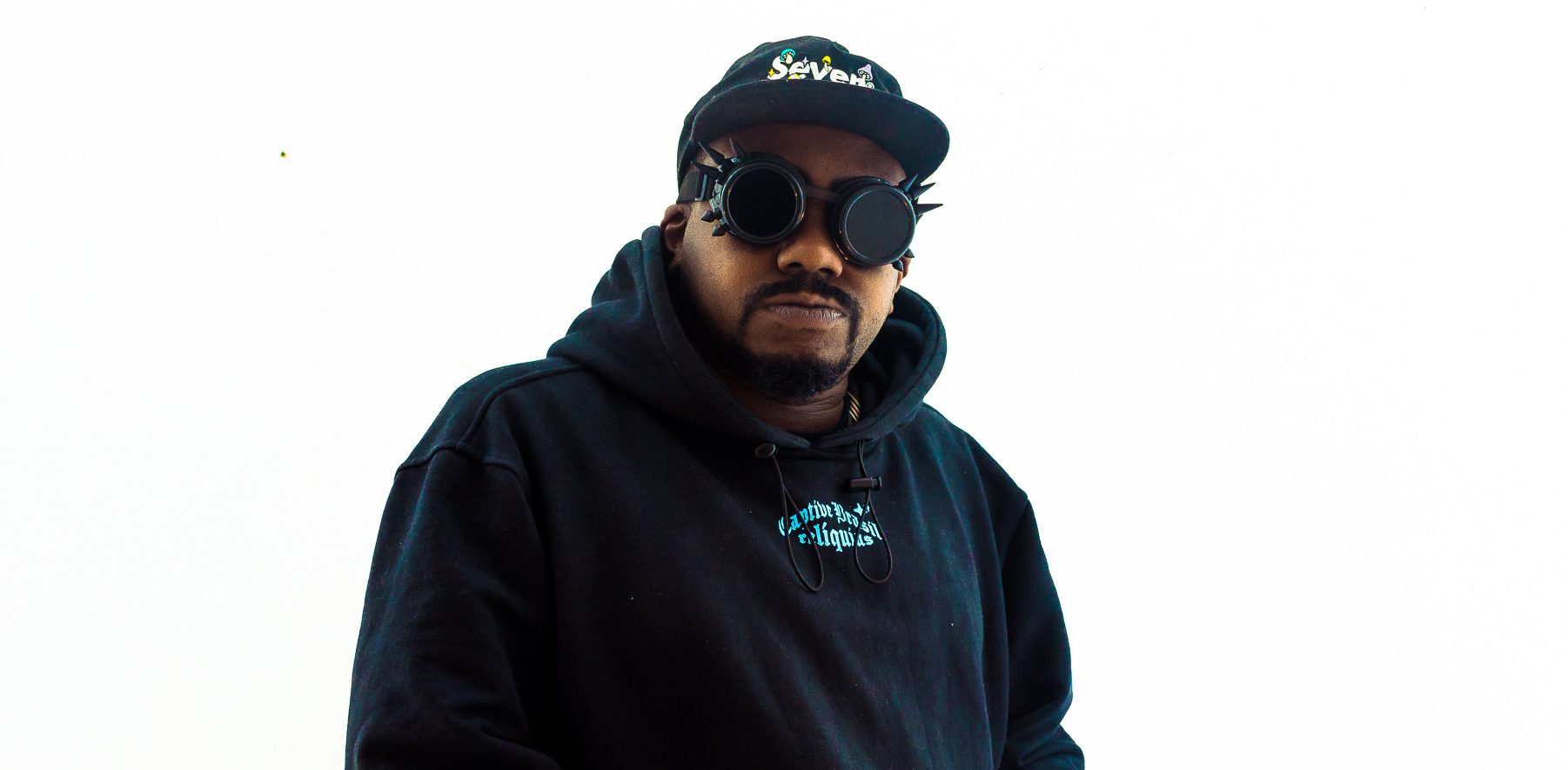 niLL mistura sonoridades e cultura geek em álbum que explora a retomada ...