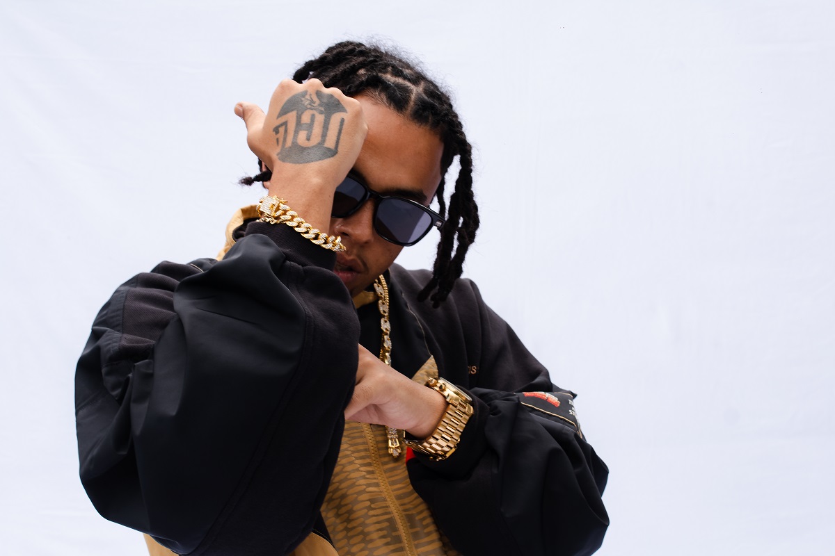 Sobs lançou "Só Os Loucos Sabem", single inspirado no sucesso de ...